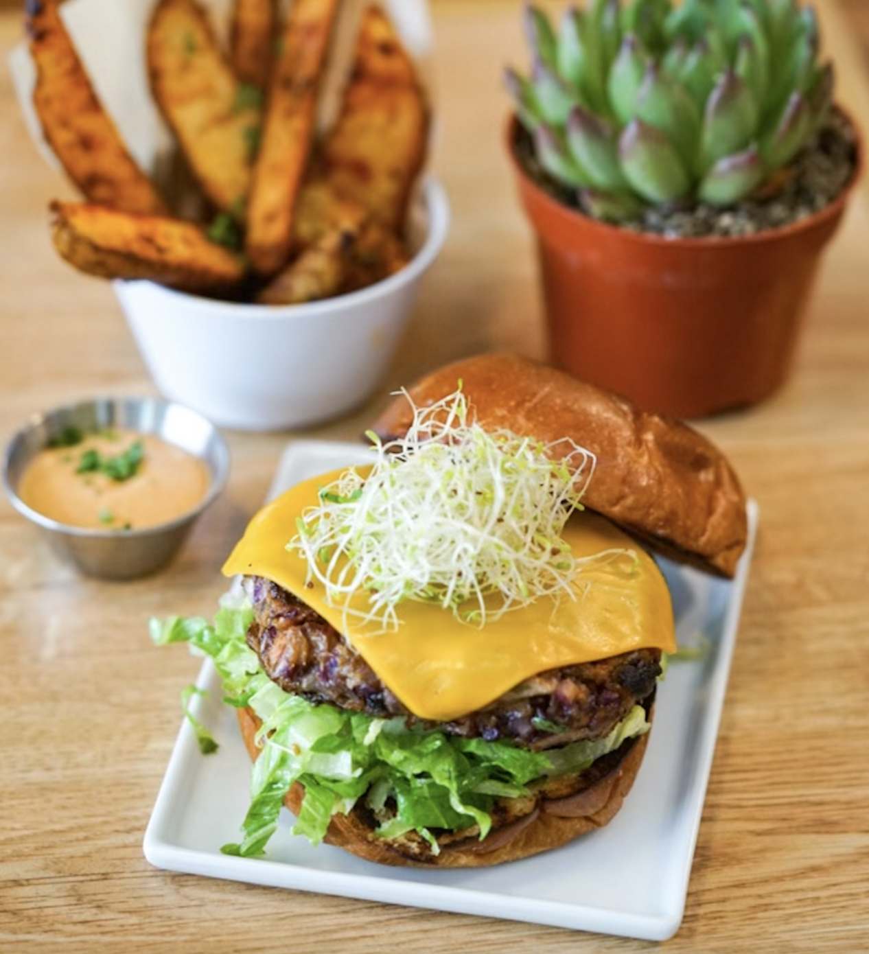 The Best Vegan Burgers in LA (Plant-Based Burgers Los Angeles 2025)